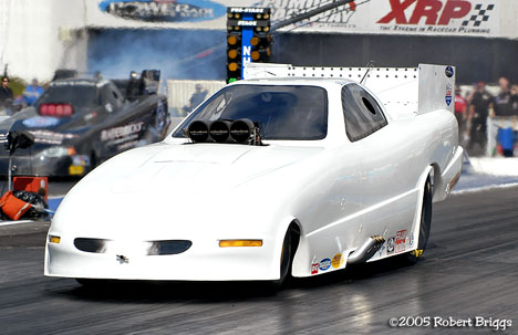 Drag Racing List - End of Qualifying at the 2005 Winternationals