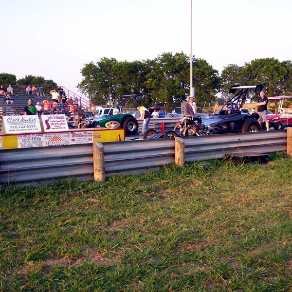 Drag Racing List - Fuel Altereds Rock Caddo Mills!