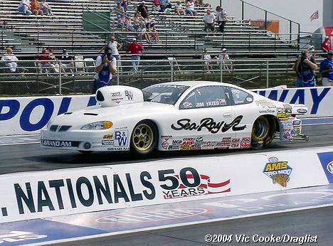 Drag Racing List - The 50th NHRA U.S. Nationals: Indy 2004 - Pro Stock (2)