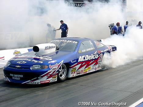 Drag Racing List - The 50th NHRA U.S. Nationals: Indy 2004 - Pro Stock (2)