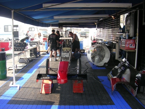 Drag Racing List - Omlin First in the Fours at Spokane