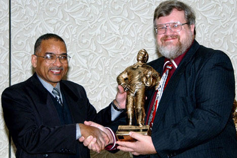 Drag Racing List - Greg Gage Receives Ace Lane Memorial Award