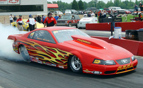 Drag Racing List - Tony Gillig Returns to IHRA Sunoco Pro Stock