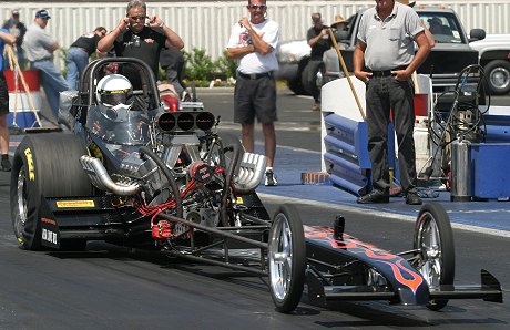 Drag Racing List - Nitro in the Air: The 2004 K & N Nitro Nats in Pomona