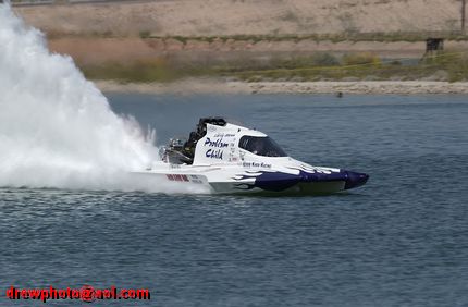 Drag Racing List - Smoke on the Water: The IHBA 2005 Season Opener