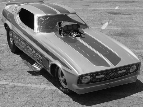 Drag Racing List - Nitro in the Air: The 2004 K & N Nitro Nats in Pomona