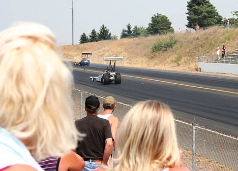 Drag Racing List - Omlin First in the Fours at Spokane