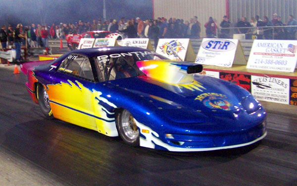 Drag Racing List - Thomas Wins Redline TOPMA Race