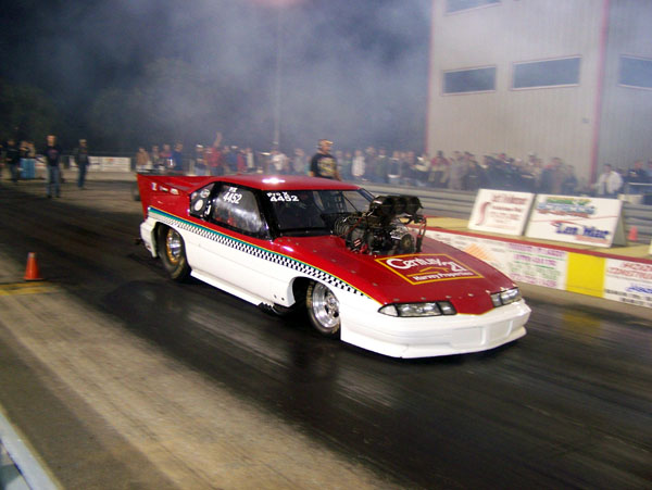 Drag Racing List - Thomas Wins Redline TOPMA Race