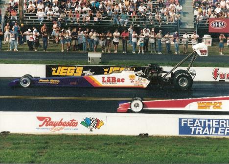 Drag Racing List - David Oakes' Fueler Shots