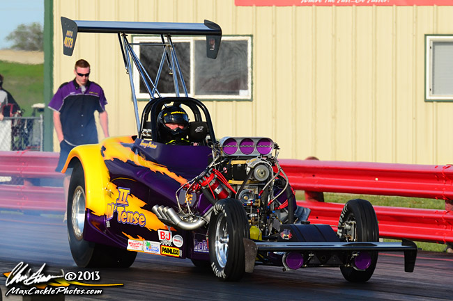 Drag Racing List - Jones Claims Spring Nostalgia Nationals Victory