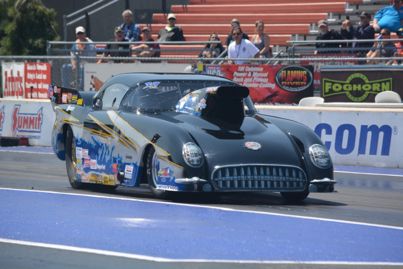 Haas Crinkles his Top Sportsman Corvette - Drag List